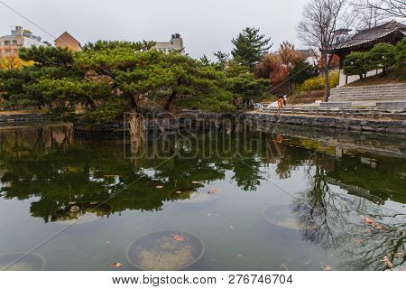 Lake View Traditional Image & Photo (Free Trial) | Bigstock