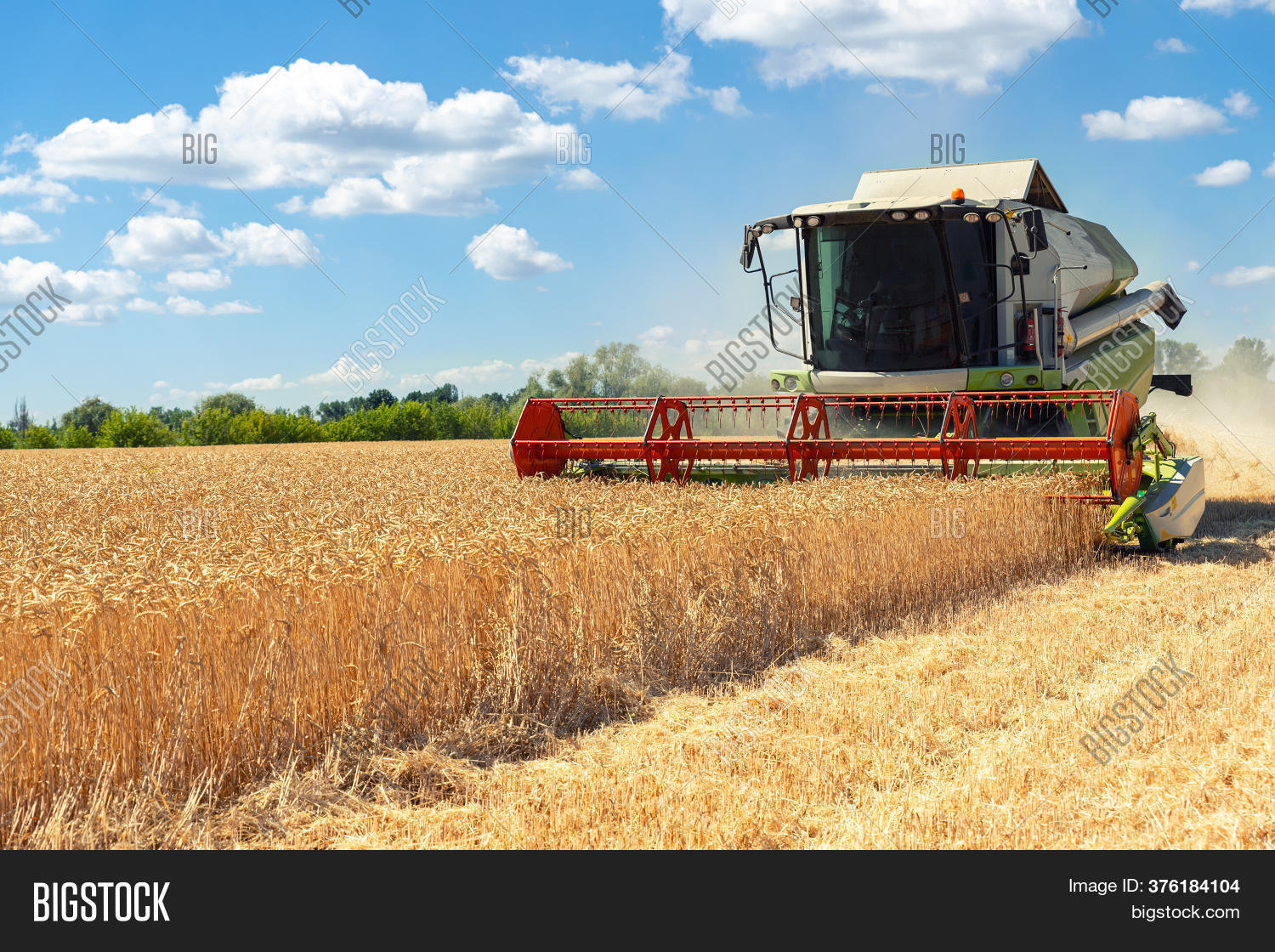 Scenic Front View Big Image & Photo (Free Trial) | Bigstock
