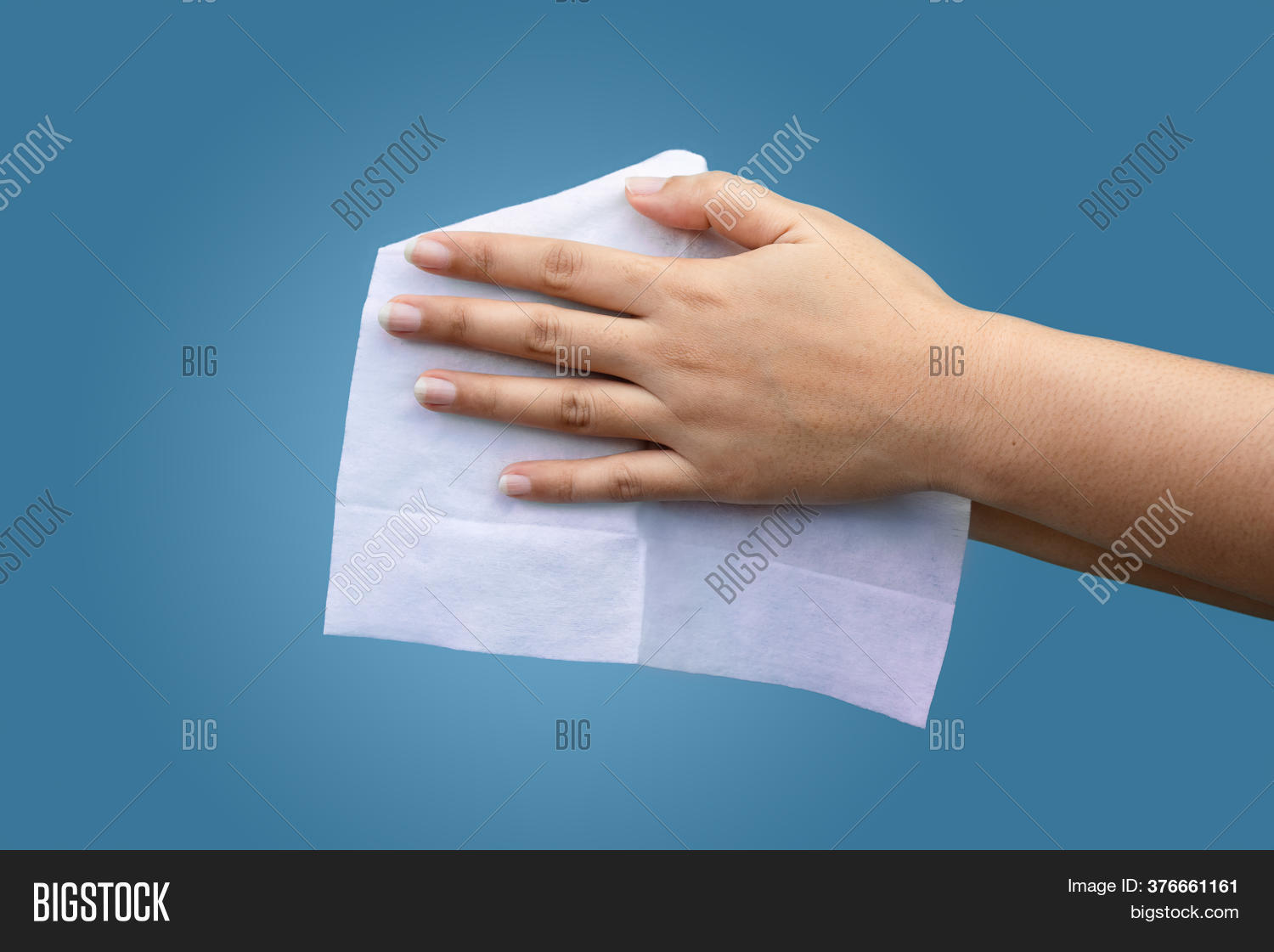 Female Using Wet Image & Photo (Free Trial) | Bigstock