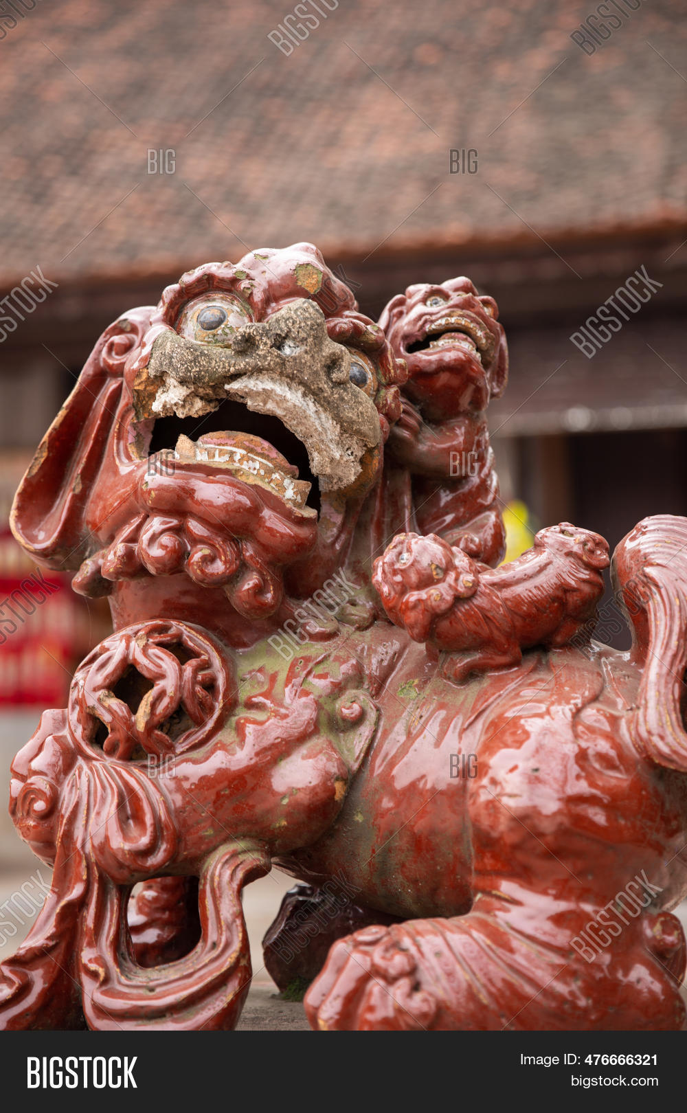 Vietnamese Statue Lion Image & Photo (Free Trial) | Bigstock
