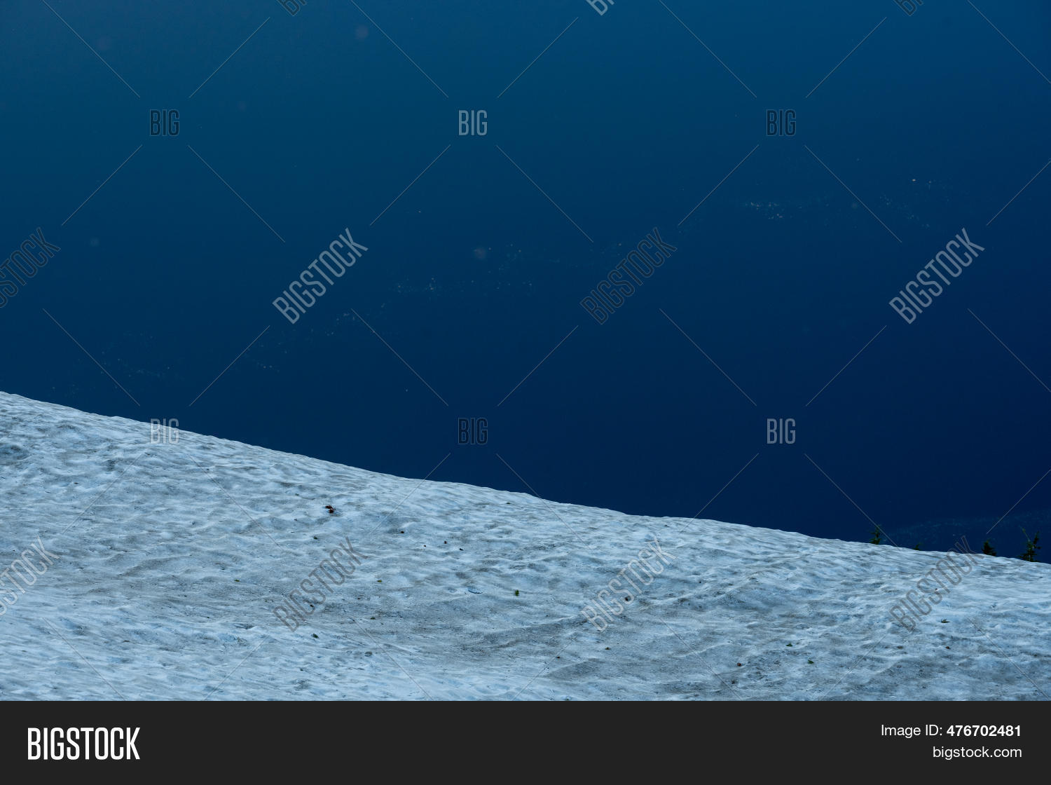 Snow Edge Pollen Image & Photo (Free Trial) | Bigstock
