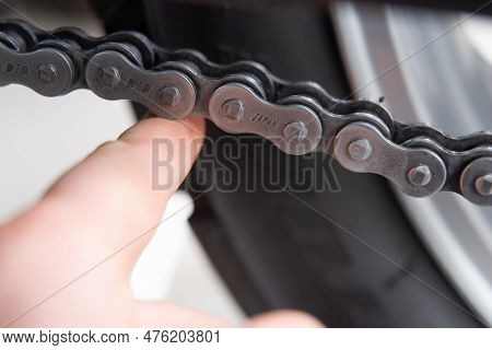 Drive Chain Motorcycle Image & Photo (Free Trial) | Bigstock