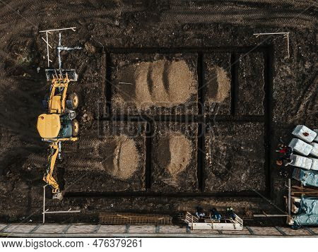 Backhoe Top View Images, Illustrations & Vectors (Free) - Bigstock