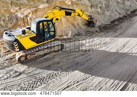 Aerial View Excavator Image & Photo (Free Trial) | Bigstock