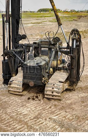 Pile Driving Machine. Image & Photo (Free Trial) | Bigstock