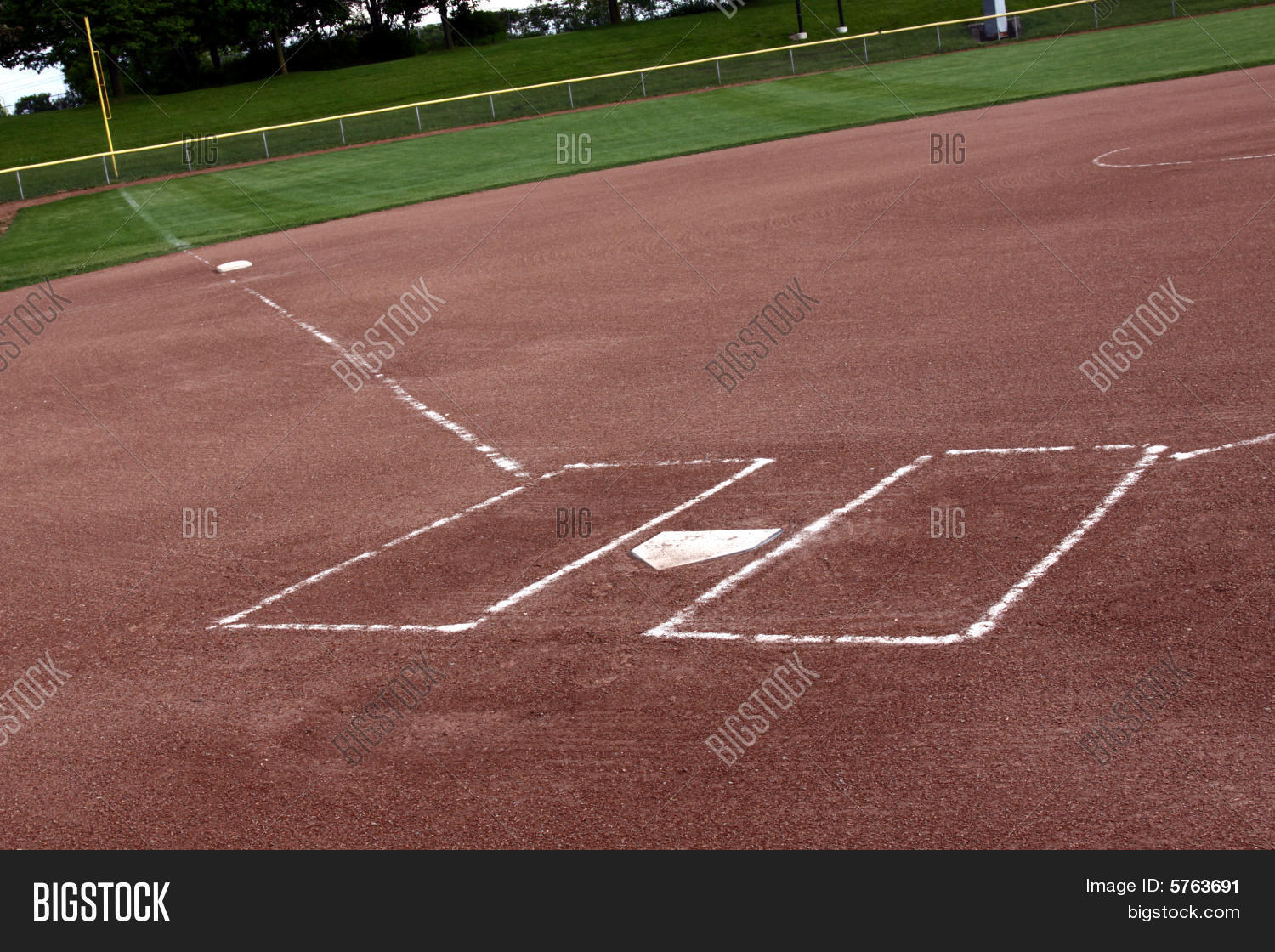Empty Softball Field Image & Photo (Free Trial) | Bigstock