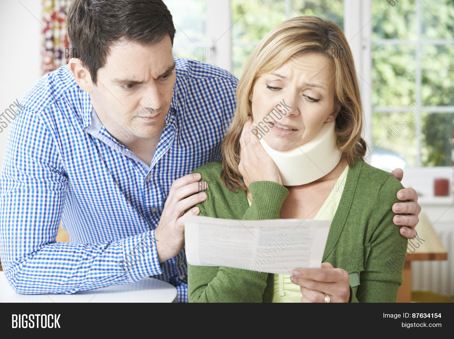 Couple Reading Letter Image & Photo (Free Trial) | Bigstock