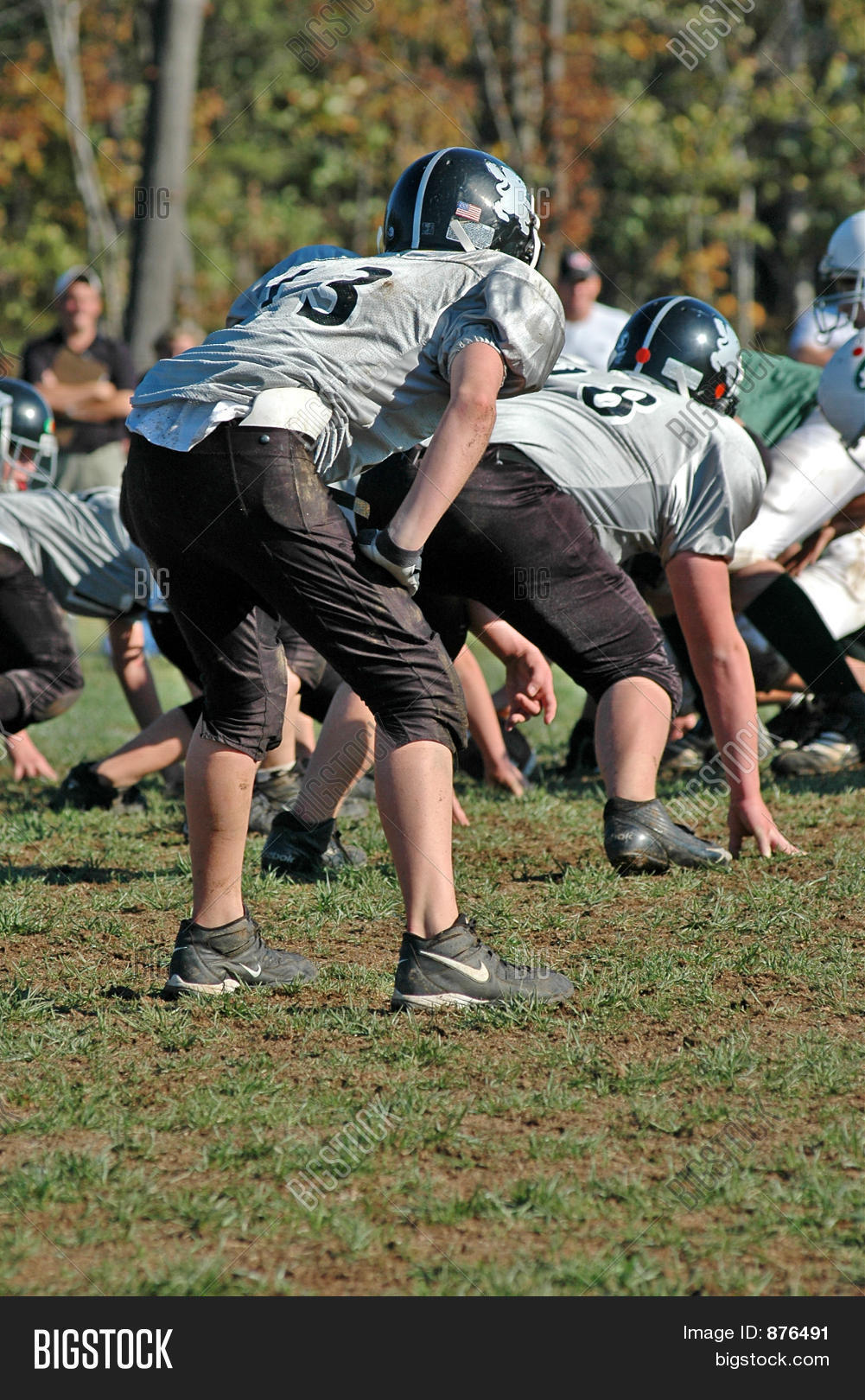 Football Linebacker Image & Photo (Free Trial) | Bigstock
