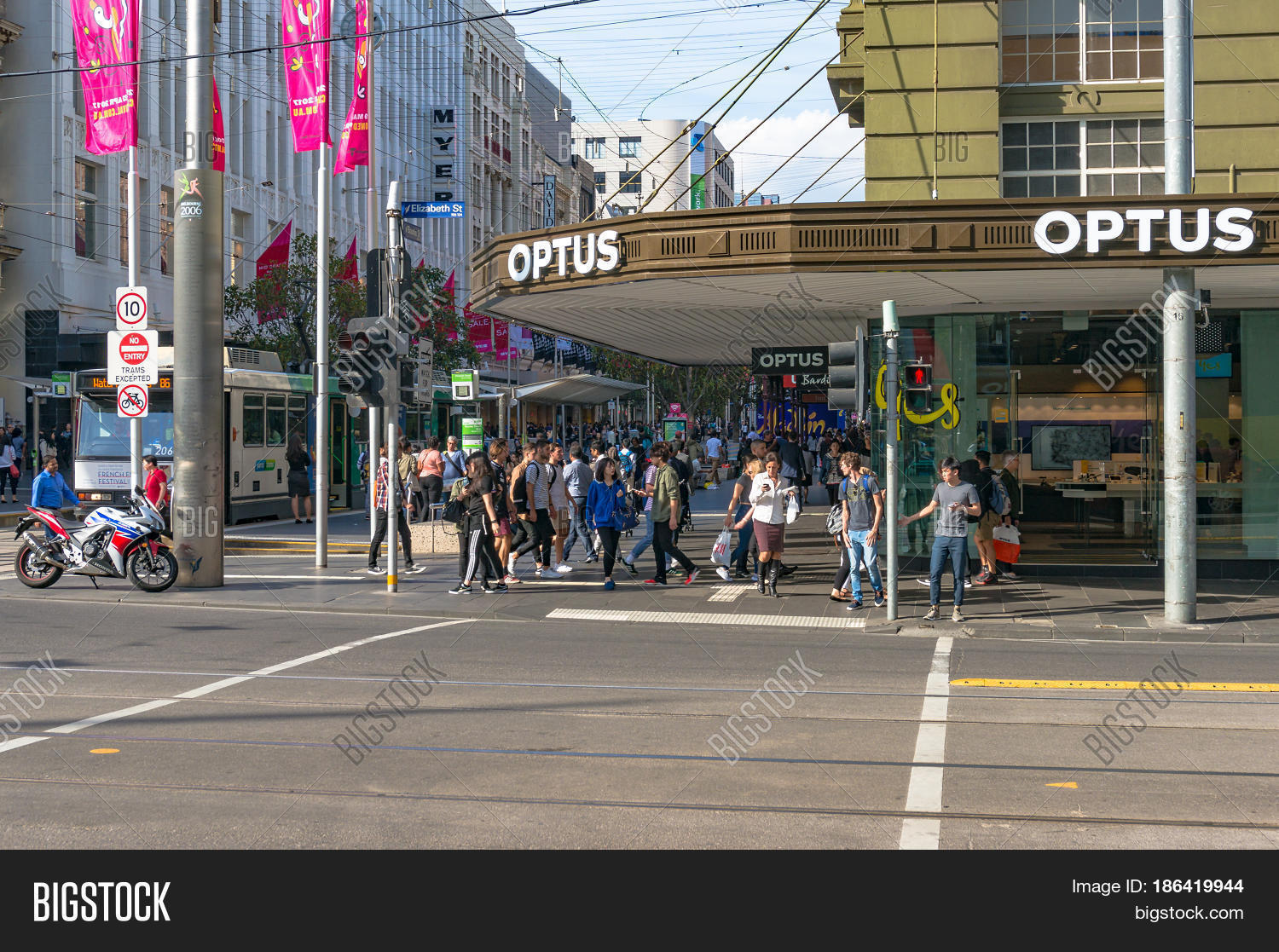 People Waiting Traffic Image & Photo (Free Trial) | Bigstock