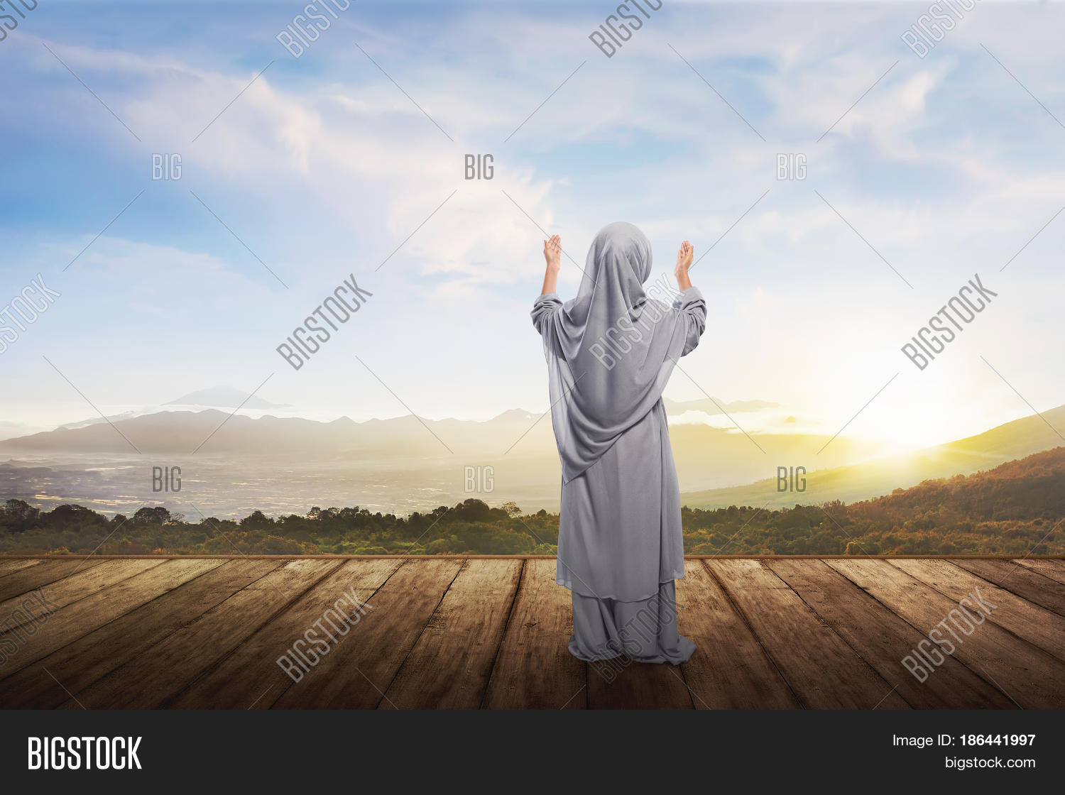 Back View Asian Muslim Image & Photo (Free Trial) | Bigstock