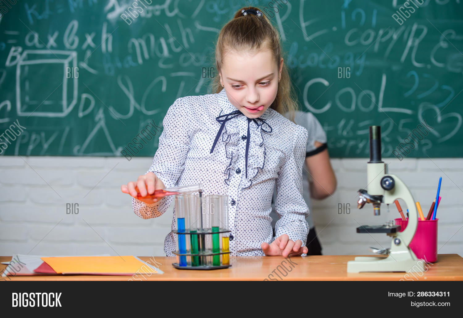 Observe Chemical Image & Photo (Free Trial) | Bigstock