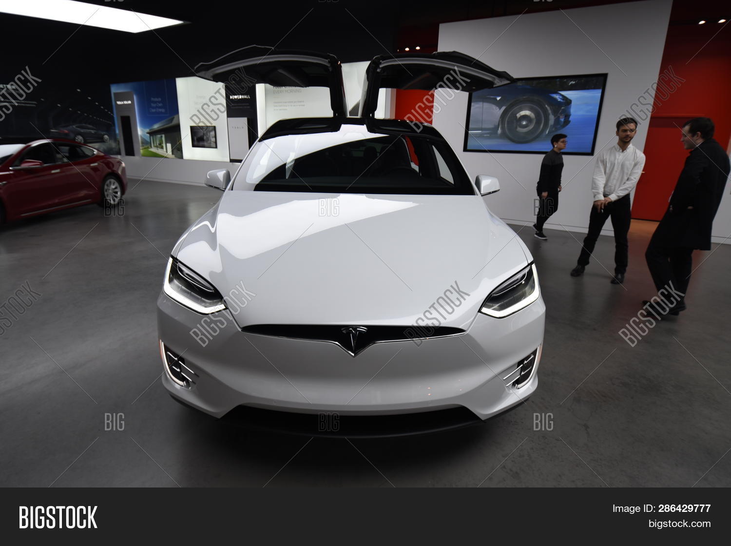Tesla White Model X Image & Photo (Free Trial) | Bigstock
