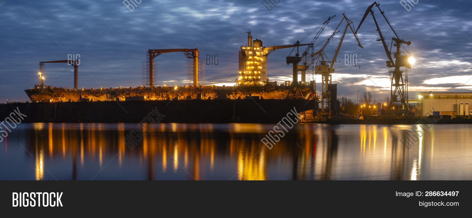Merchant Ship Dry Dock Image & Photo (Free Trial) | Bigstock