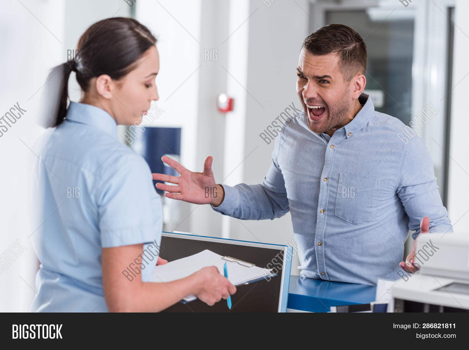 Aggressive Man Yelling Image & Photo (Free Trial) | Bigstock