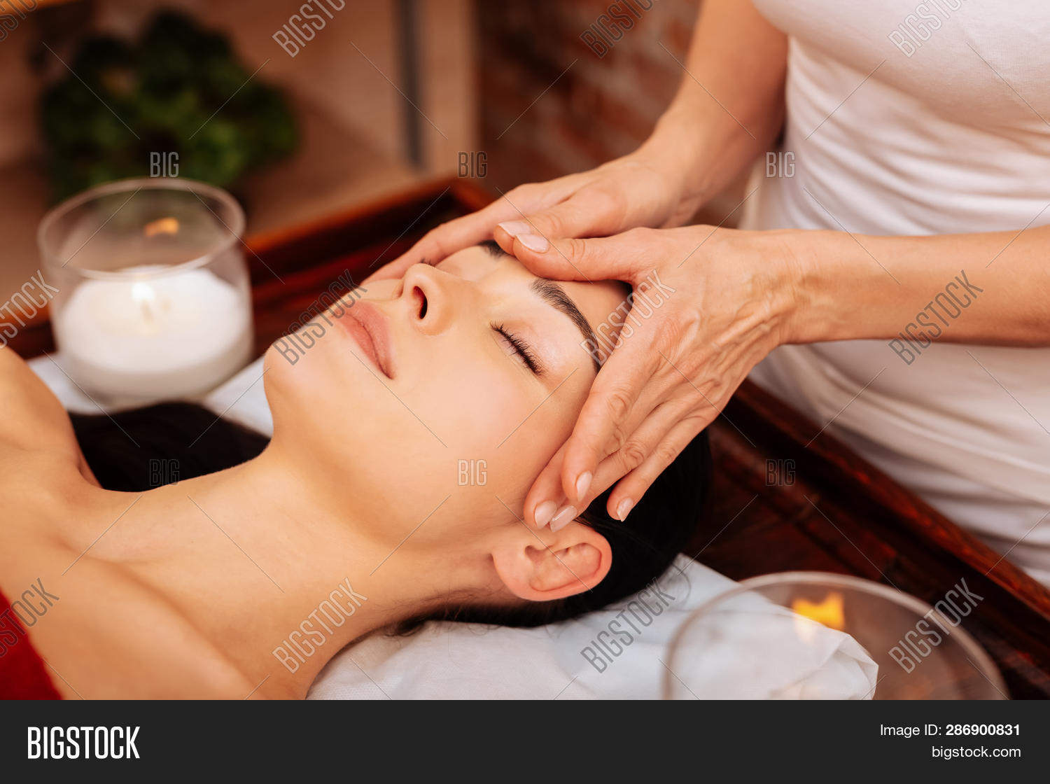 Experienced Masseuse Image & Photo (Free Trial) | Bigstock