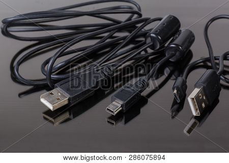 Plugs Usb Standard , Image & Photo (Free Trial) | Bigstock