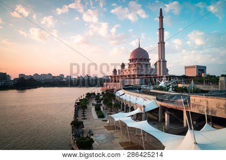 Putra Mosque During Image & Photo (Free Trial) | Bigstock