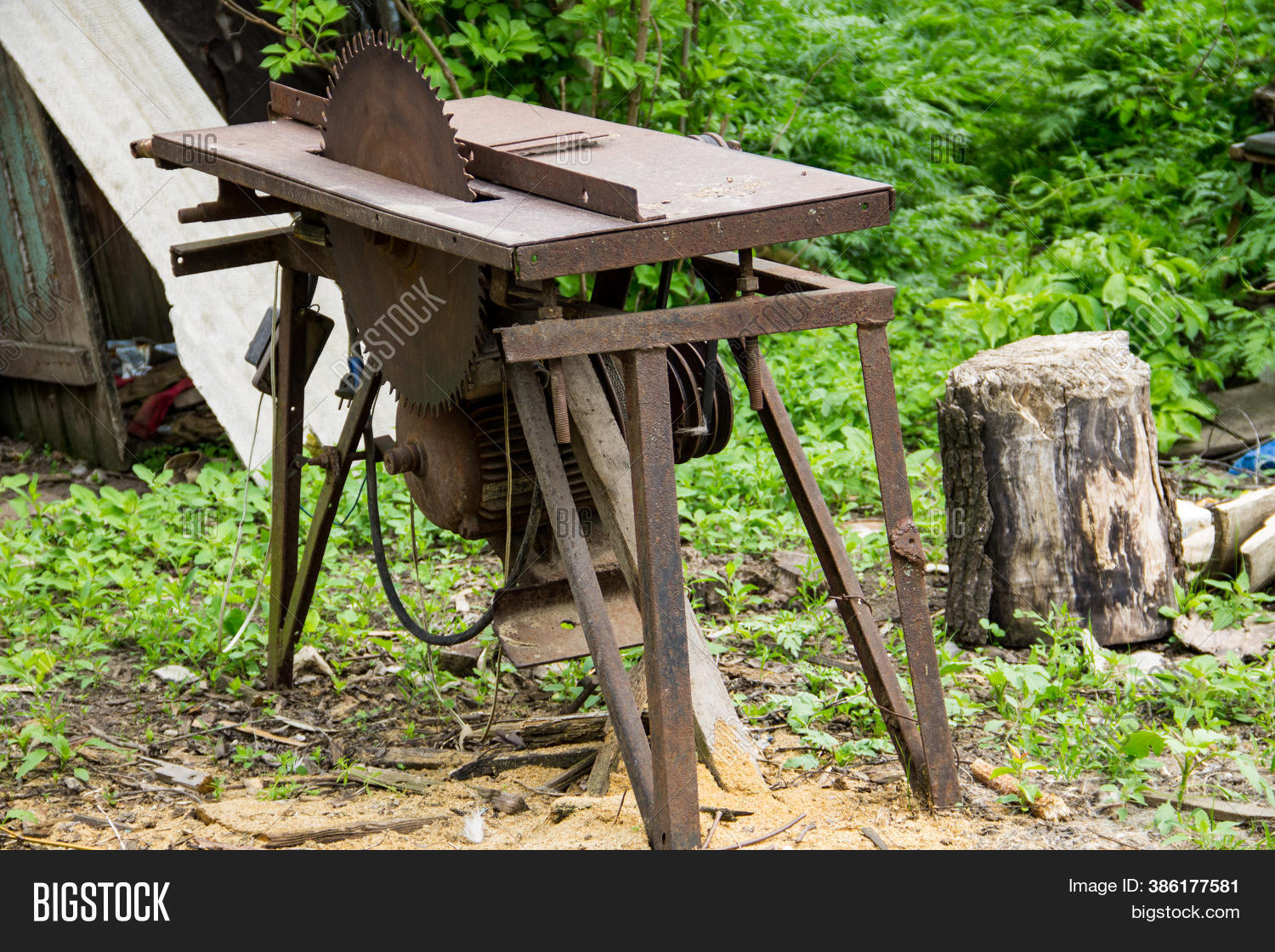Rusty Circular Saw Old Image & Photo (Free Trial) | Bigstock