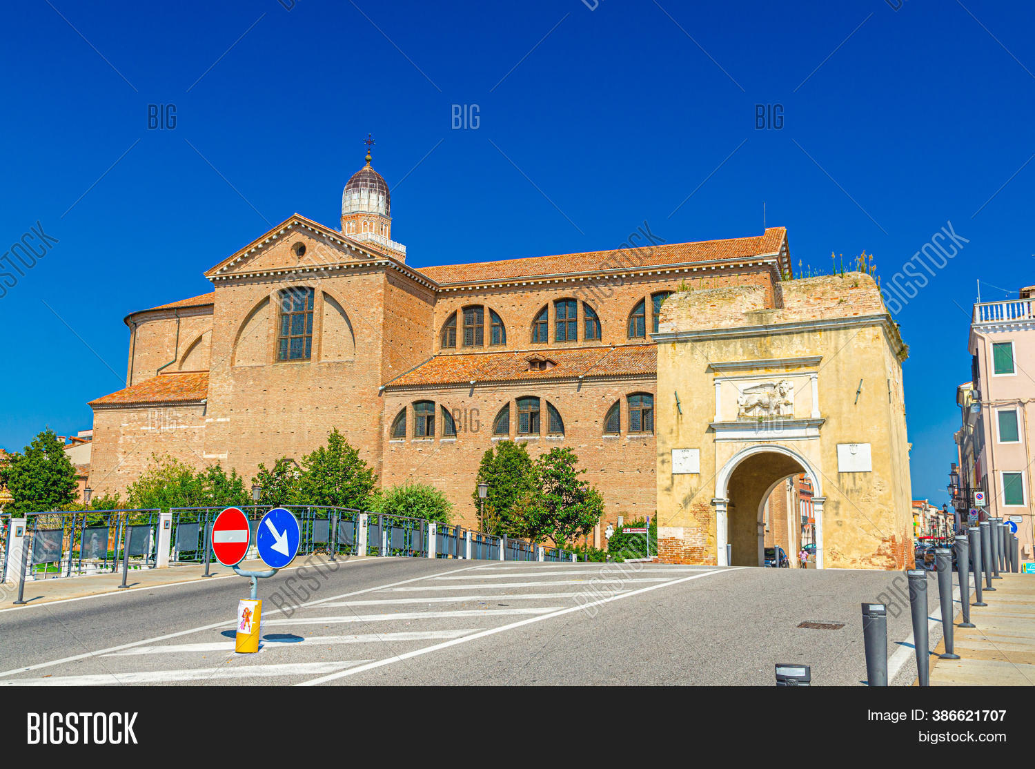 Porta Santa Maria O Image & Photo (Free Trial) | Bigstock