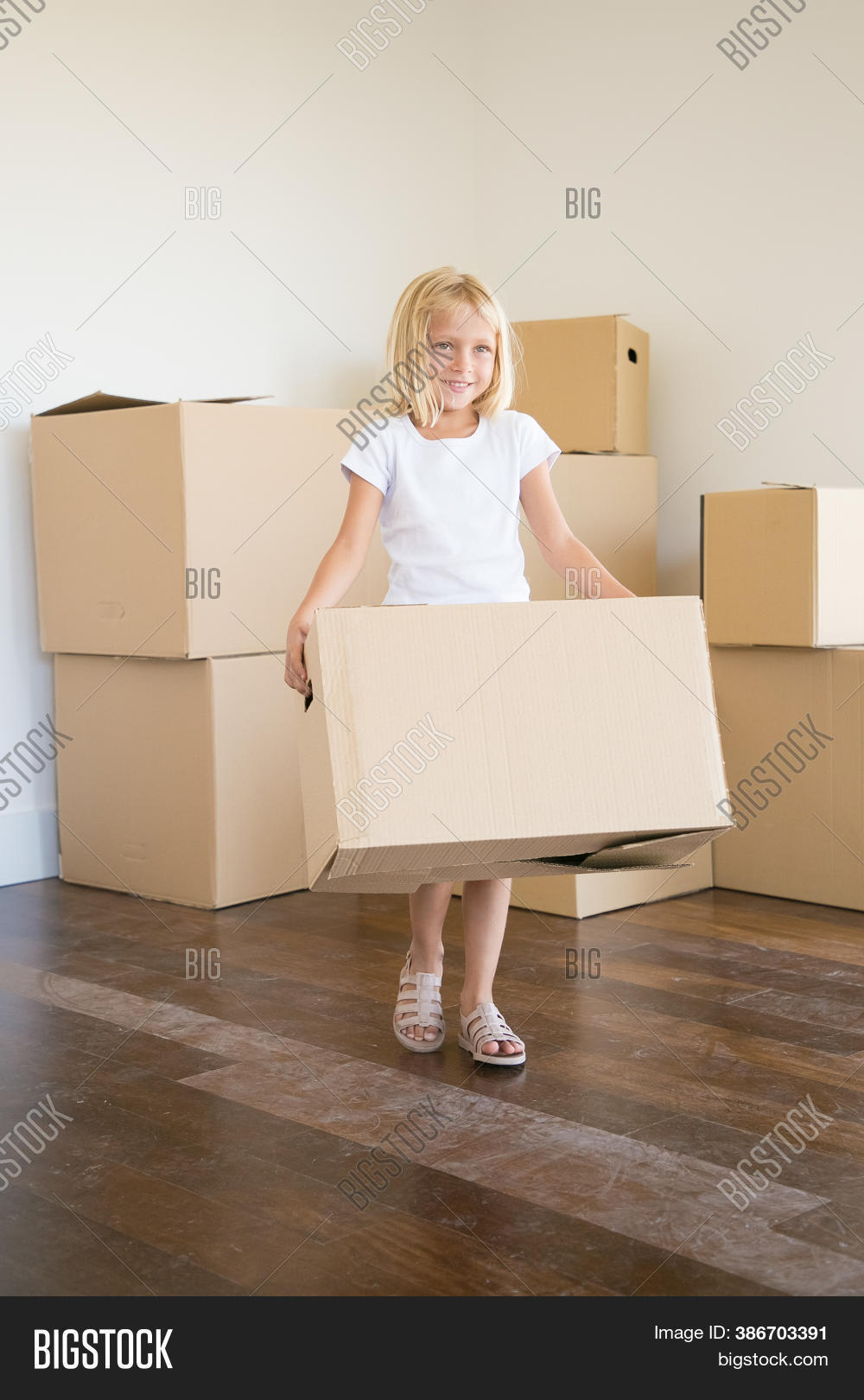 Caucasian Little Girl Image & Photo (Free Trial) | Bigstock