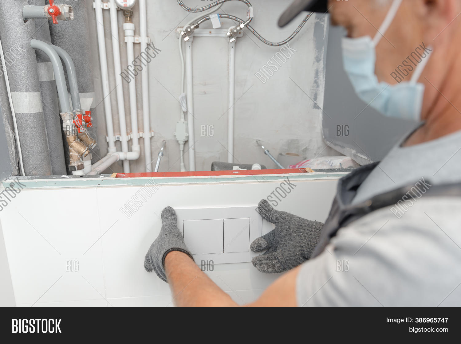 Plumber Medical Mask Image & Photo (Free Trial) | Bigstock