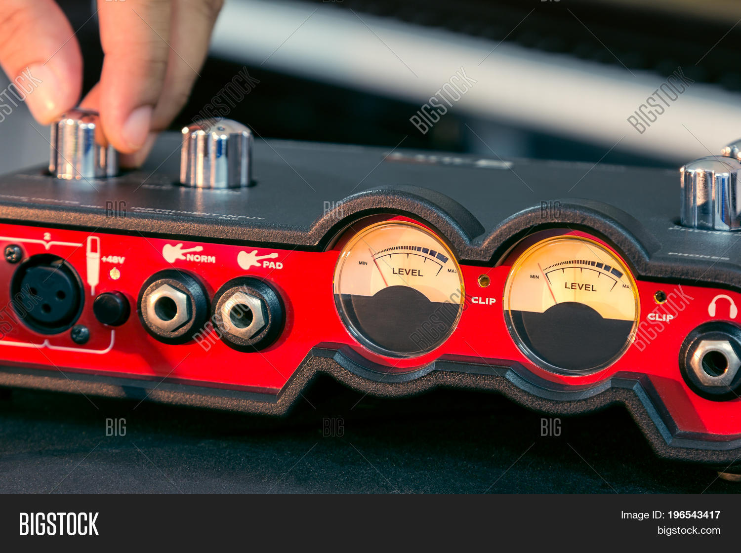 Imagen y foto Hand Adjust Volume (prueba gratis) | Bigstock