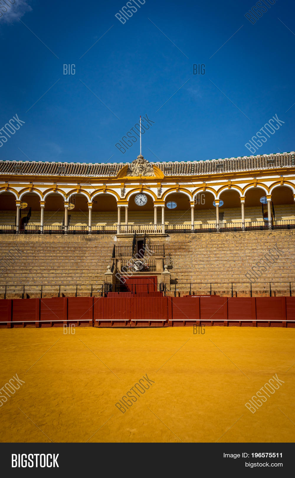 Bull Fighting Ring Image & Photo (Free Trial) | Bigstock