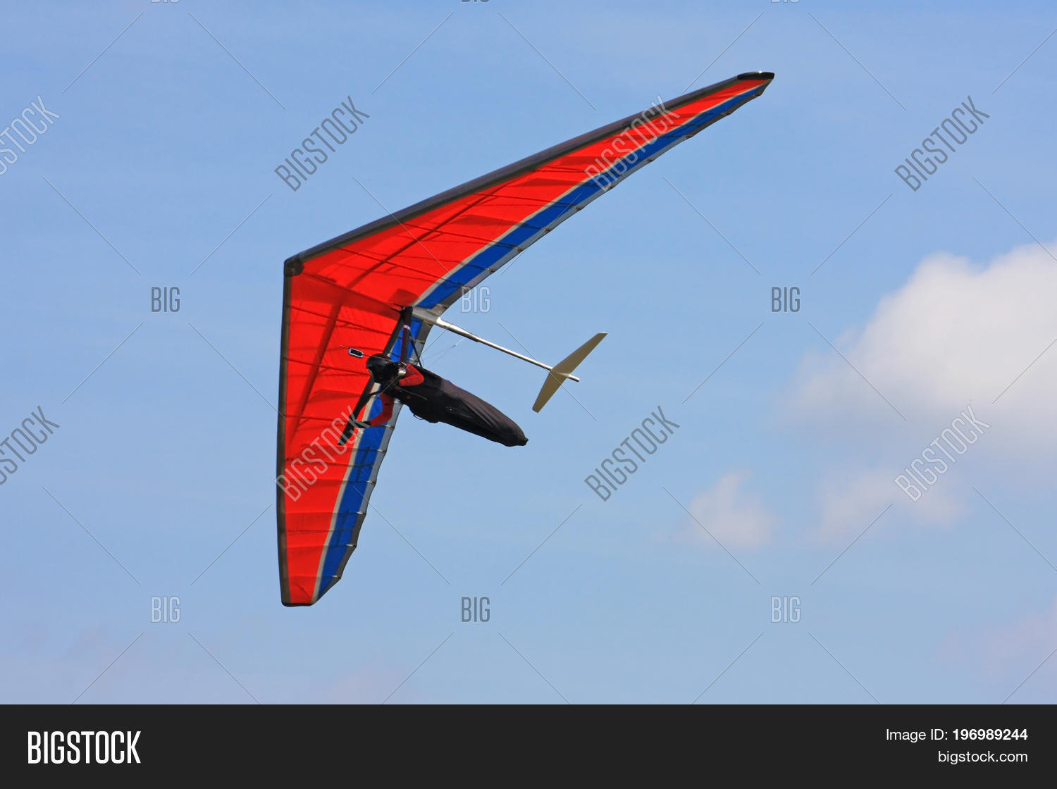 Hang Glider Flying Image & Photo (Free Trial) | Bigstock