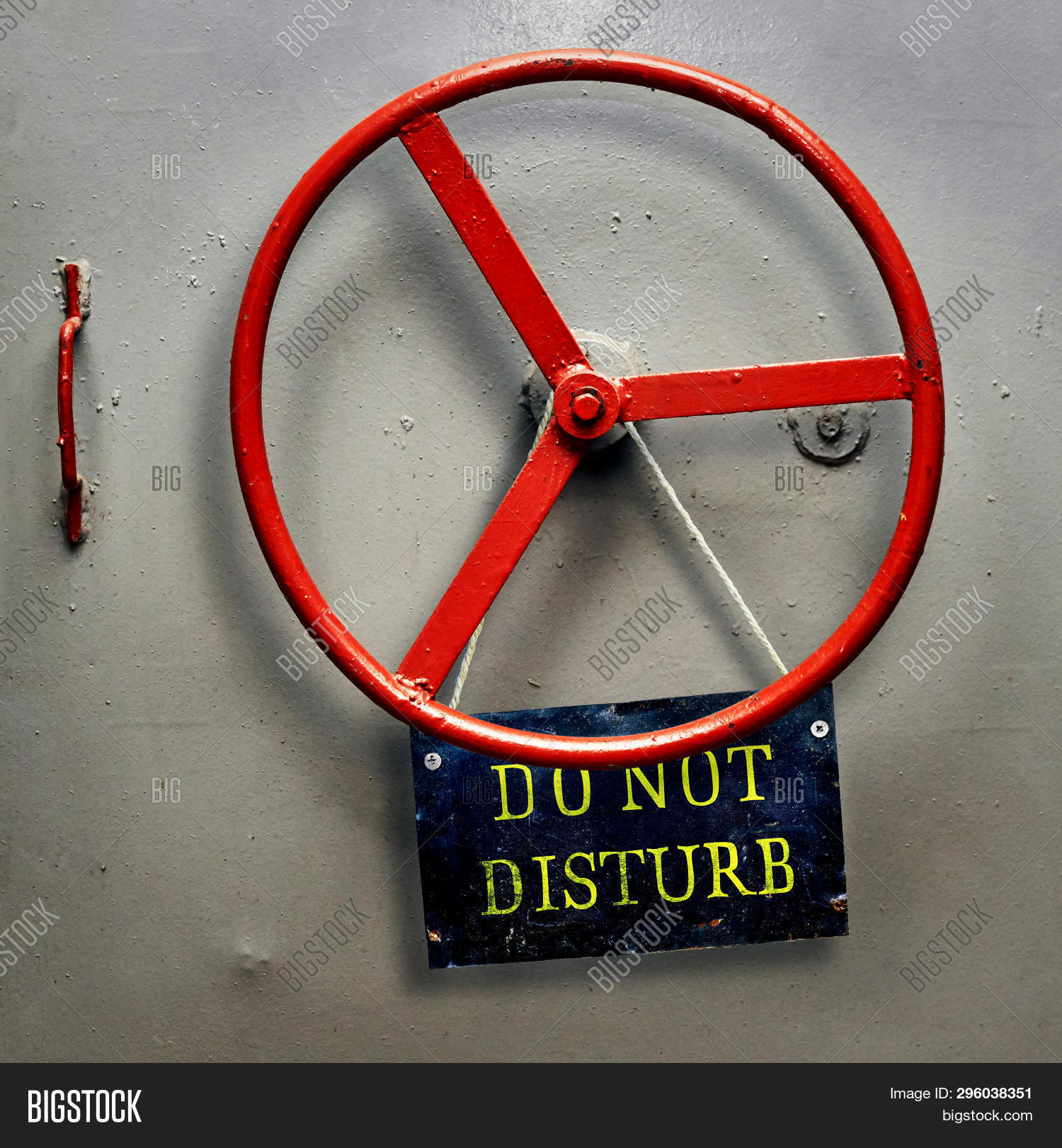 Do Not Disturb Warning Image & Photo (Free Trial) | Bigstock