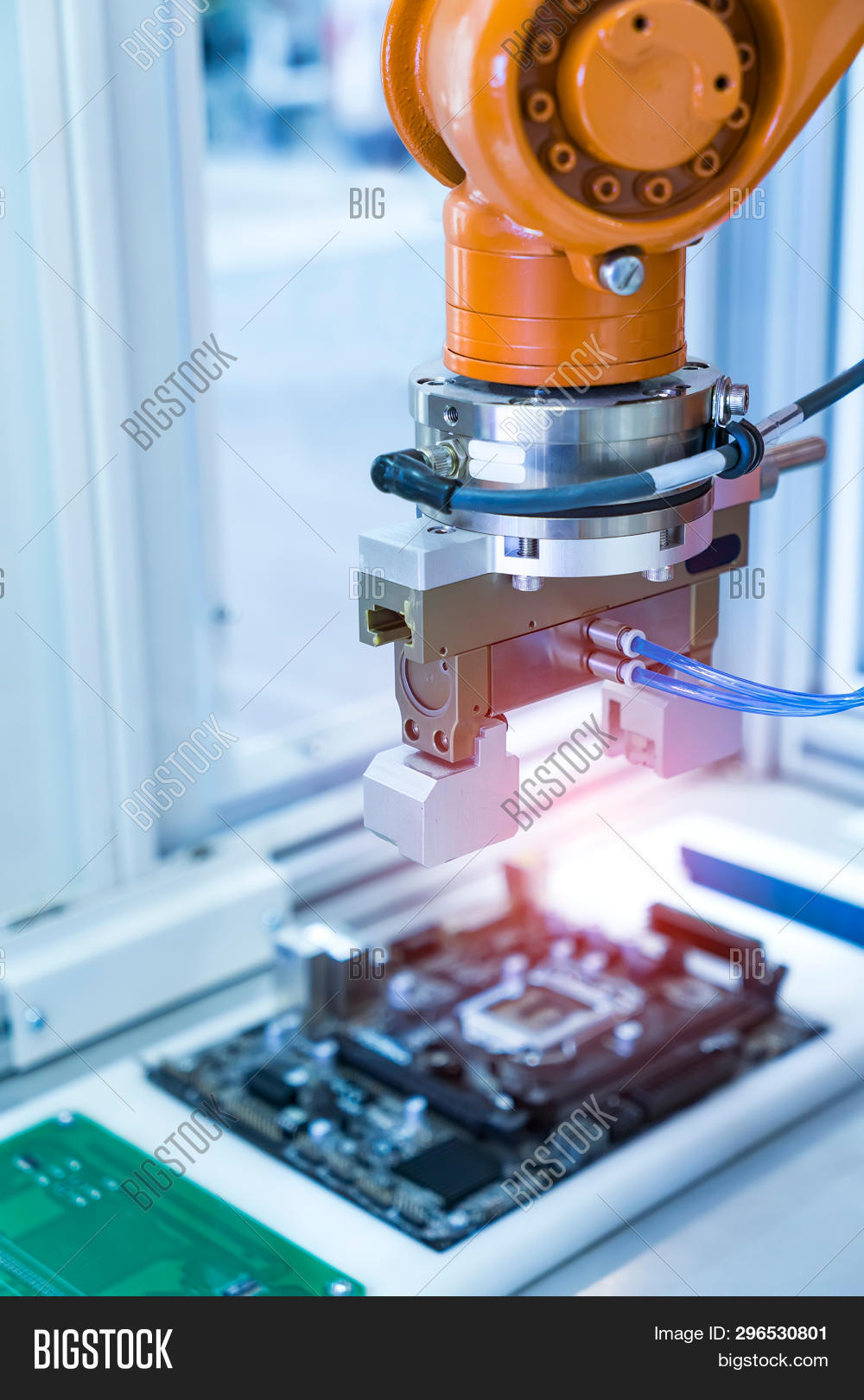 Robotic Arm Catch Image & Photo (Free Trial) | Bigstock