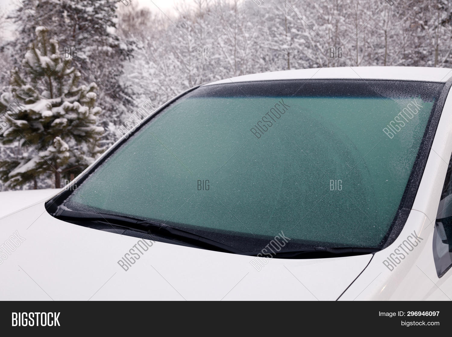 Windshield Snow Image & Photo (Free Trial) | Bigstock