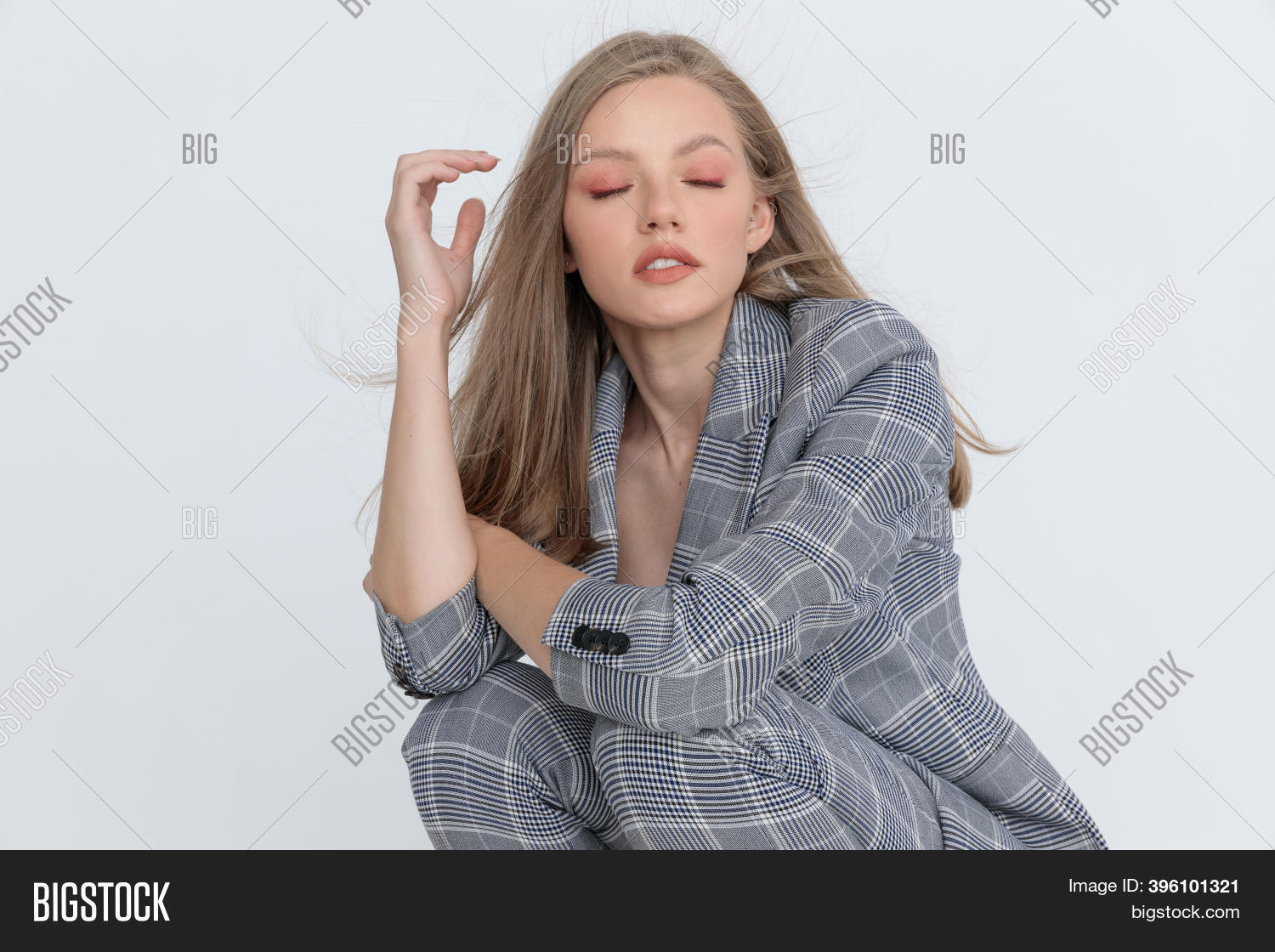 Crouched Young Lady Image & Photo (Free Trial) | Bigstock