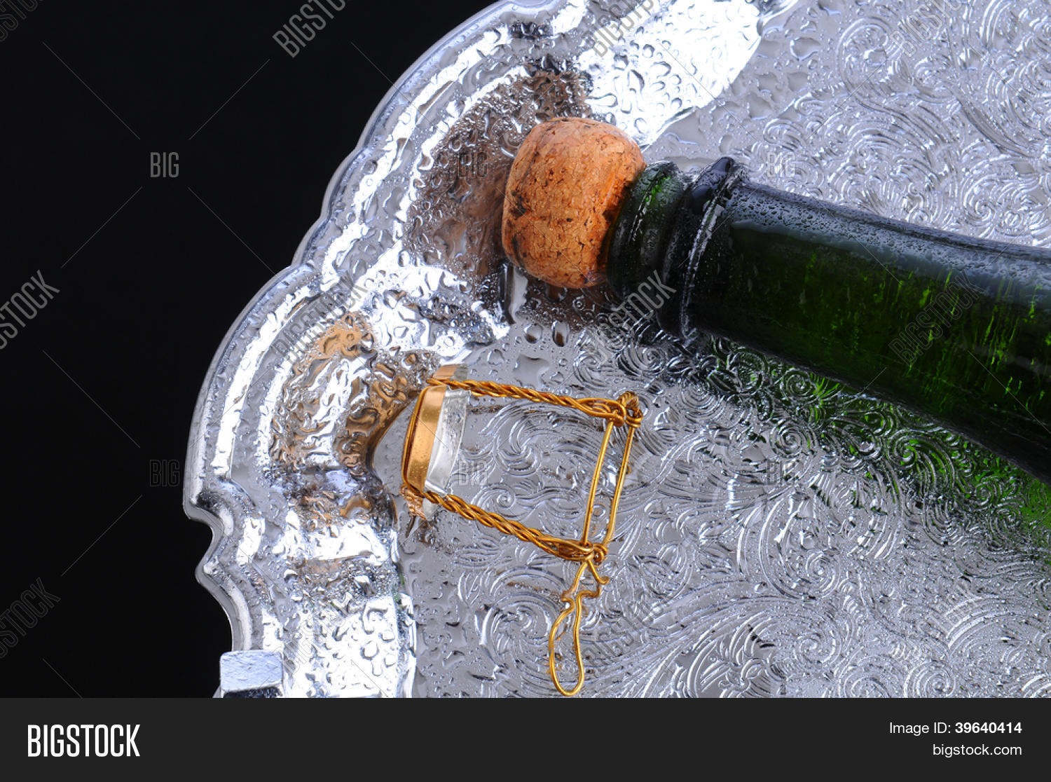Closeup Champagne Image & Photo (Free Trial) | Bigstock