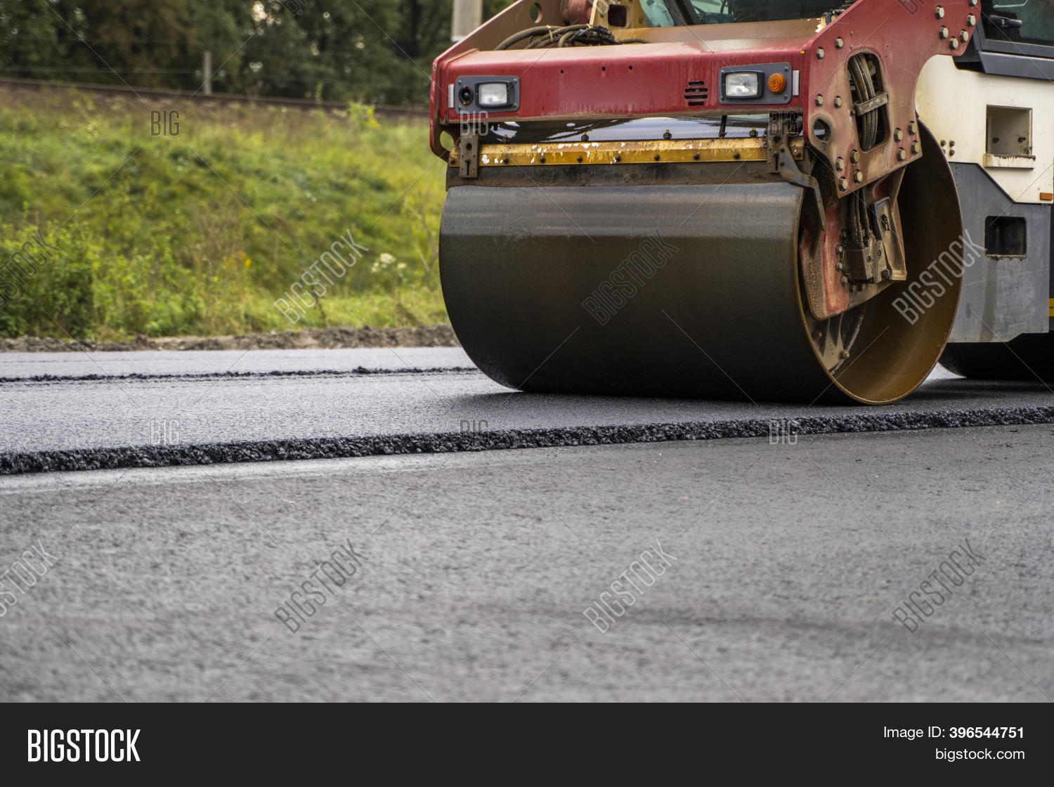 Asphalt Road Roller Image & Photo (Free Trial) | Bigstock