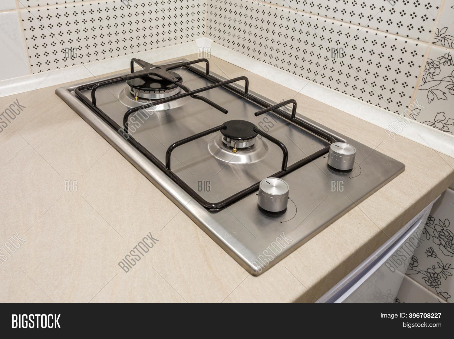 Gas Stove Cooker On Image & Photo (Free Trial) | Bigstock