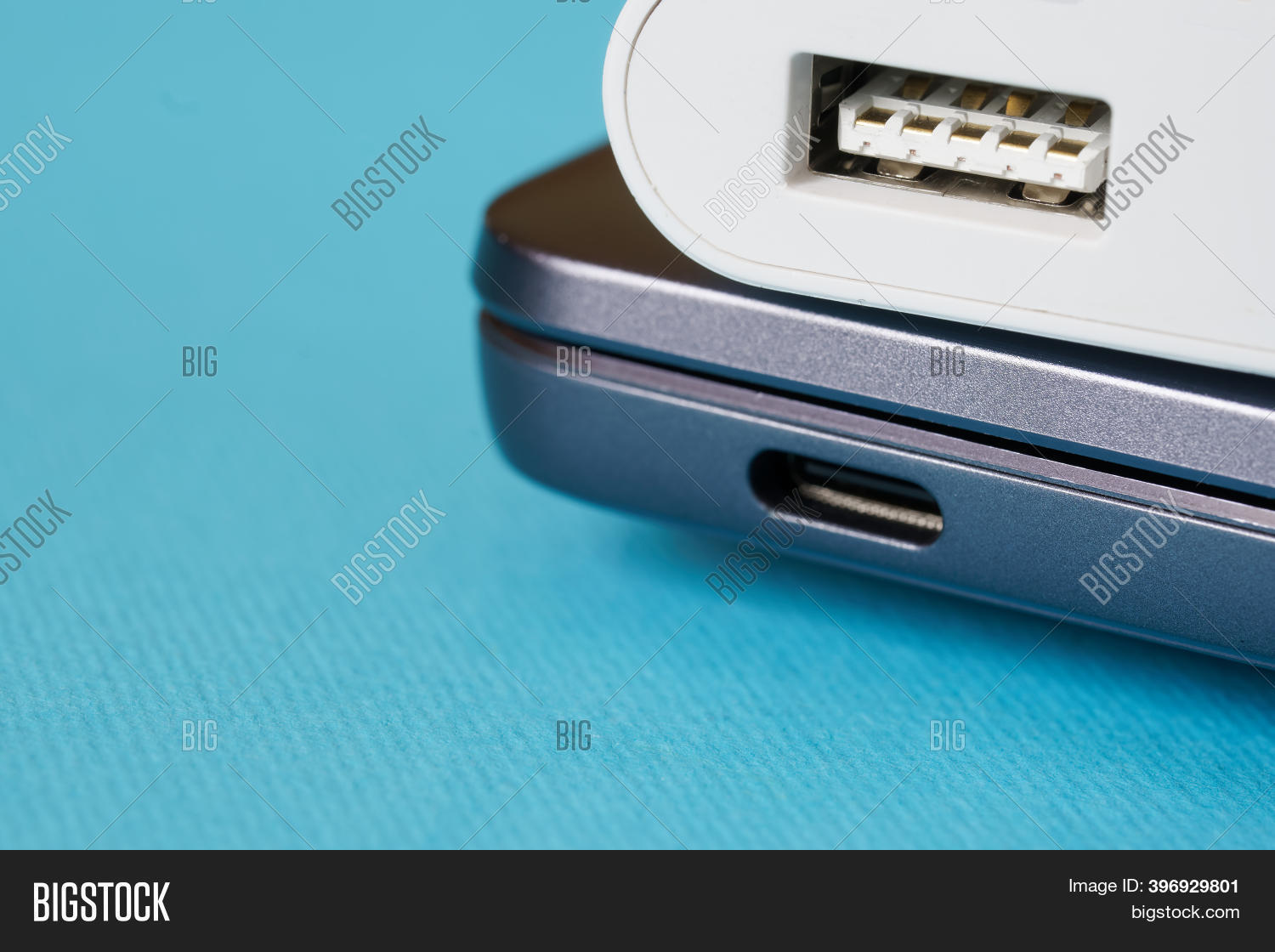 Comparison Sizes Usb 3 Image & Photo (Free Trial) | Bigstock