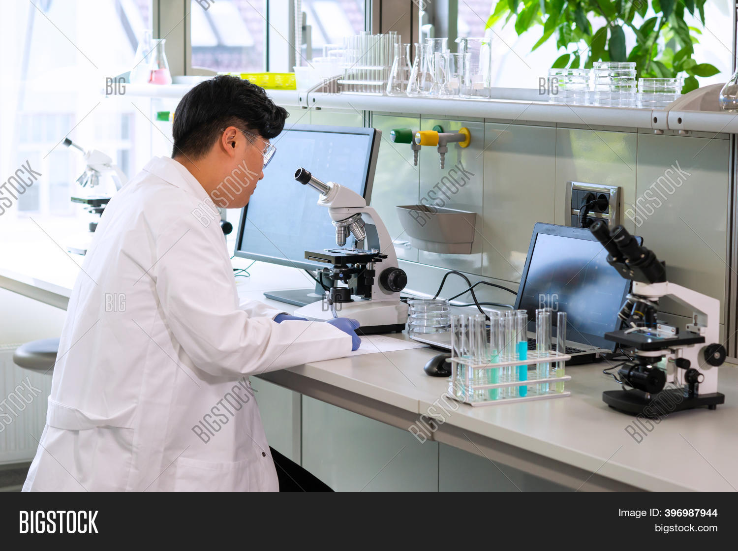 Asian Medical Doctor Image & Photo (Free Trial) | Bigstock