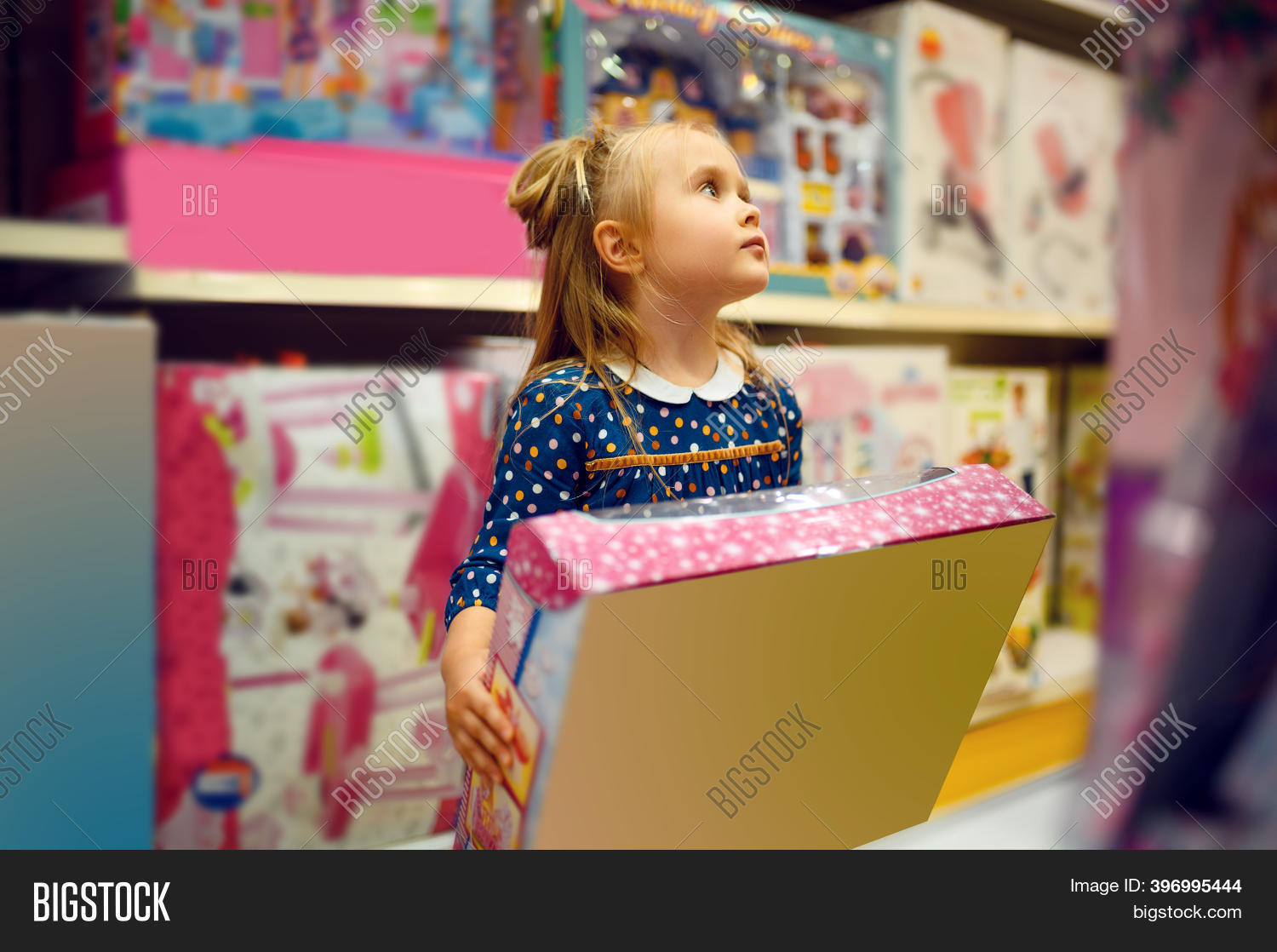 Little Girl Holds Box Image & Photo (Free Trial) | Bigstock