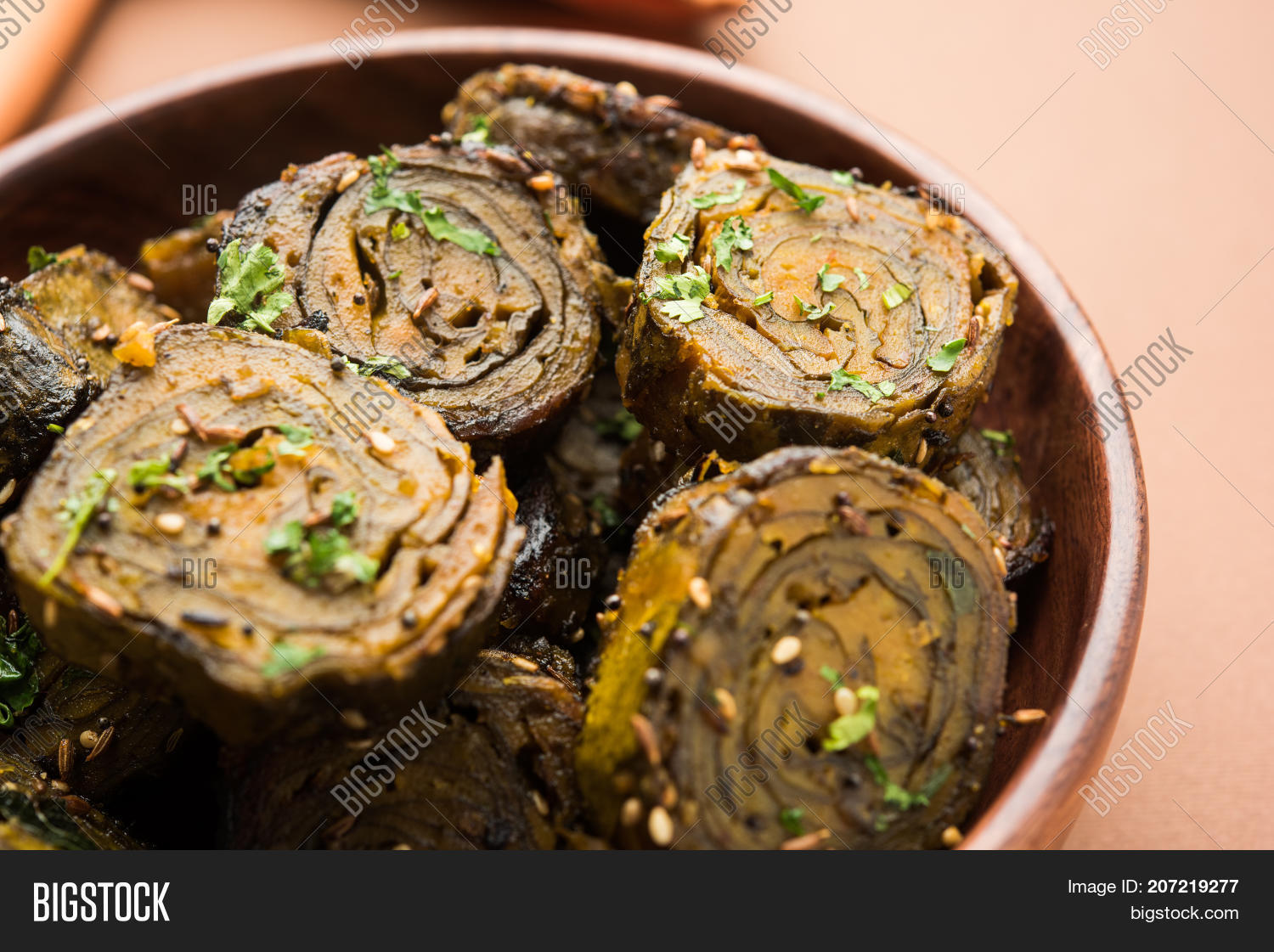 Patra Paatra Alu Vadi Image & Photo (Free Trial) | Bigstock