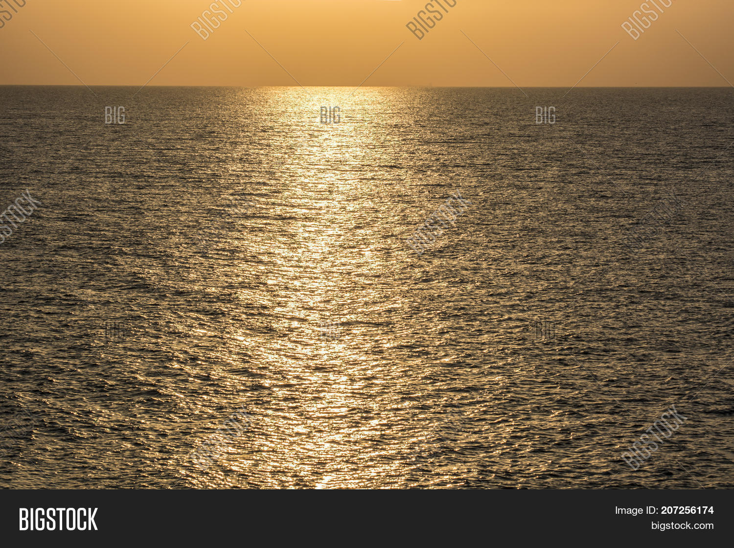 Golden Shimmering Sea Image & Photo (Free Trial) | Bigstock