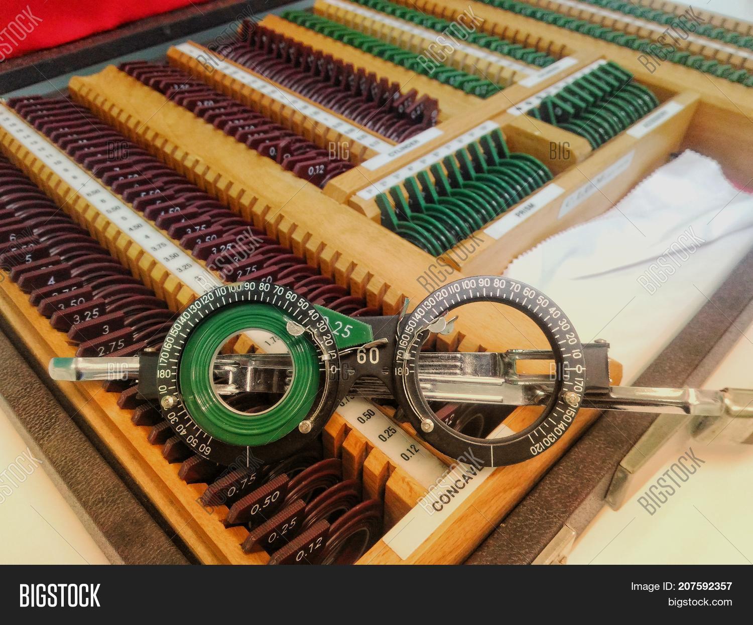 Set Corrective Lens Image & Photo (Free Trial) | Bigstock