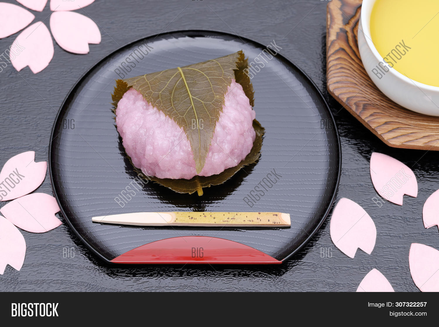 Japanese Sakura Mochi Image & Photo (Free Trial) | Bigstock