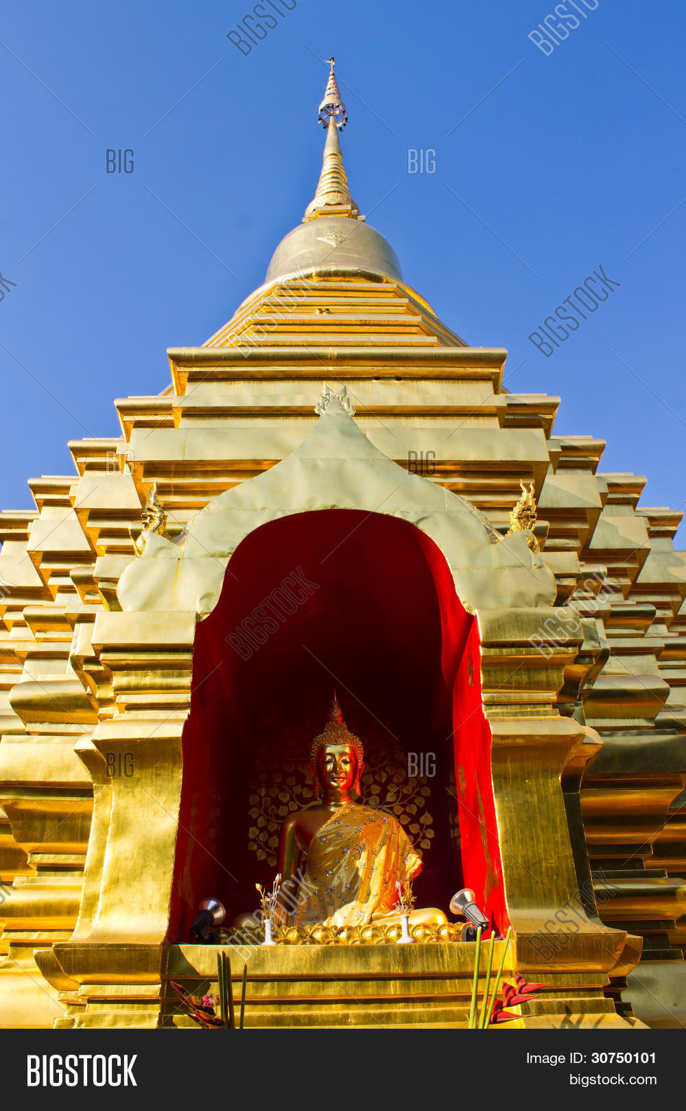 Chedi Wat Pan Ohn Image & Photo (Free Trial) | Bigstock