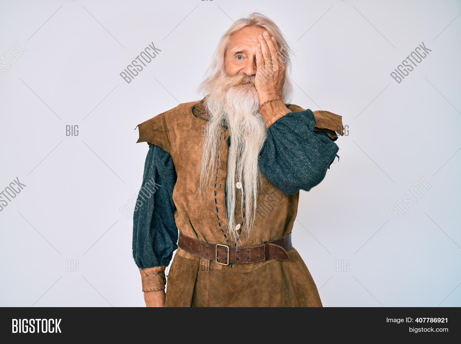 Old Senior Man Grey Image & Photo (Free Trial) | Bigstock