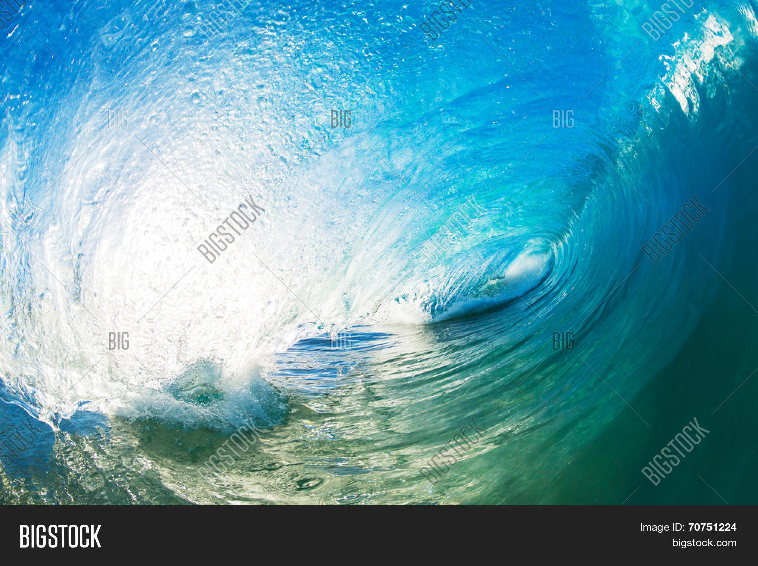 Crashing Blue Ocean Image & Photo (Free Trial) | Bigstock