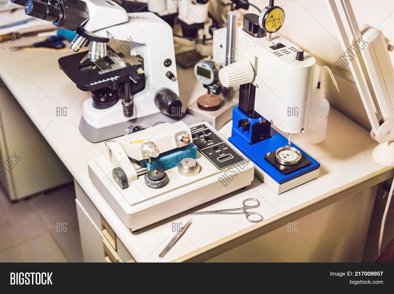 Precision Micrometer Image & Photo (Free Trial) | Bigstock