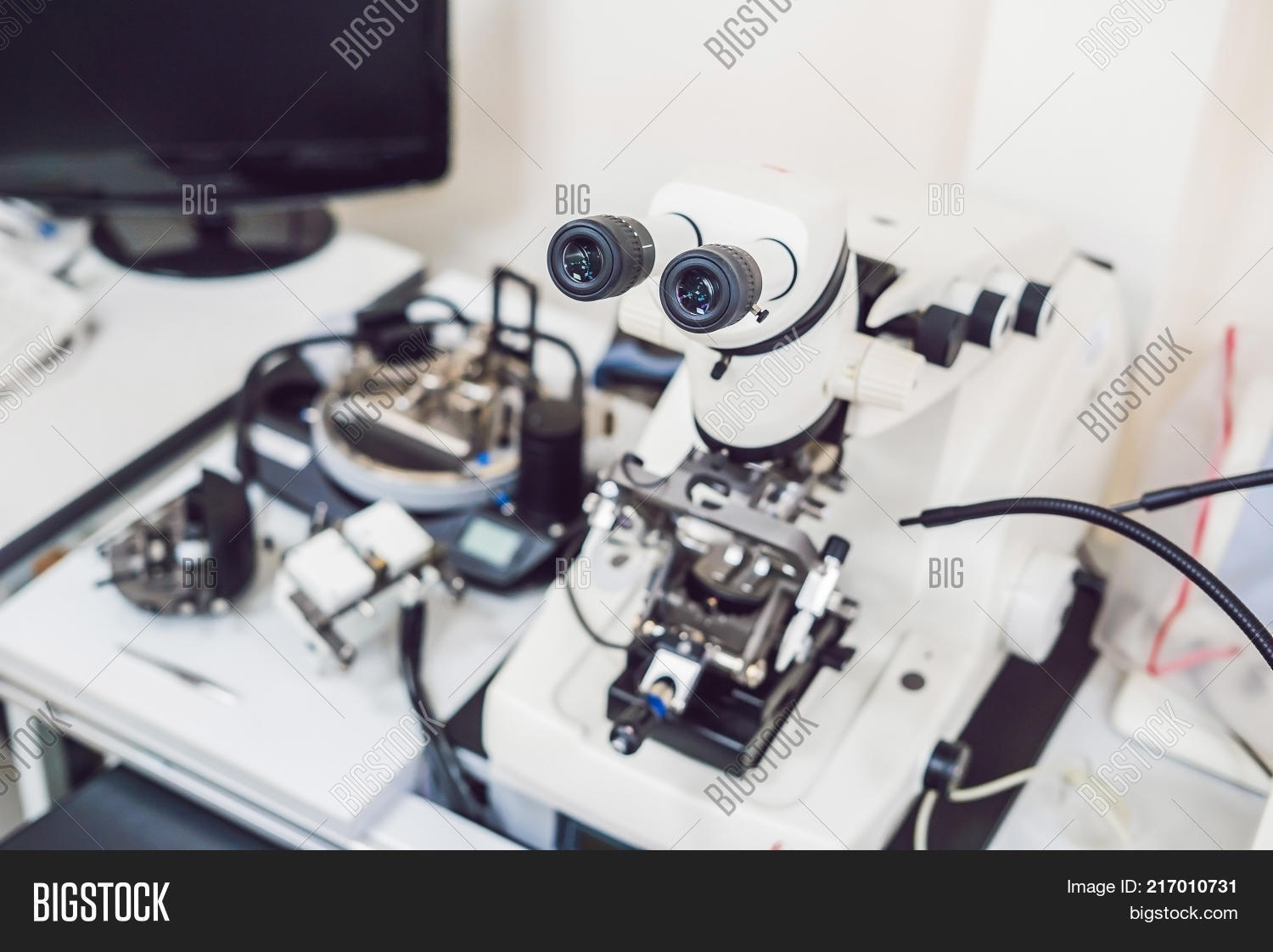 Precision Micrometer Image & Photo (Free Trial) | Bigstock