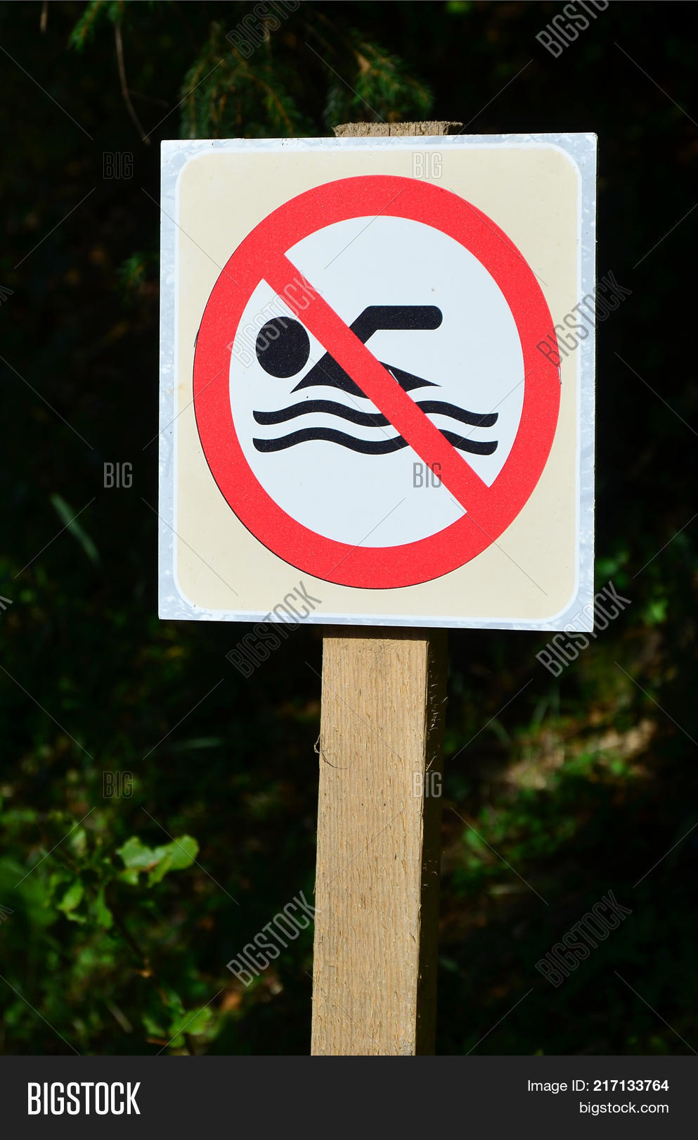 Pillar Sign Denoting Image & Photo (Free Trial) | Bigstock