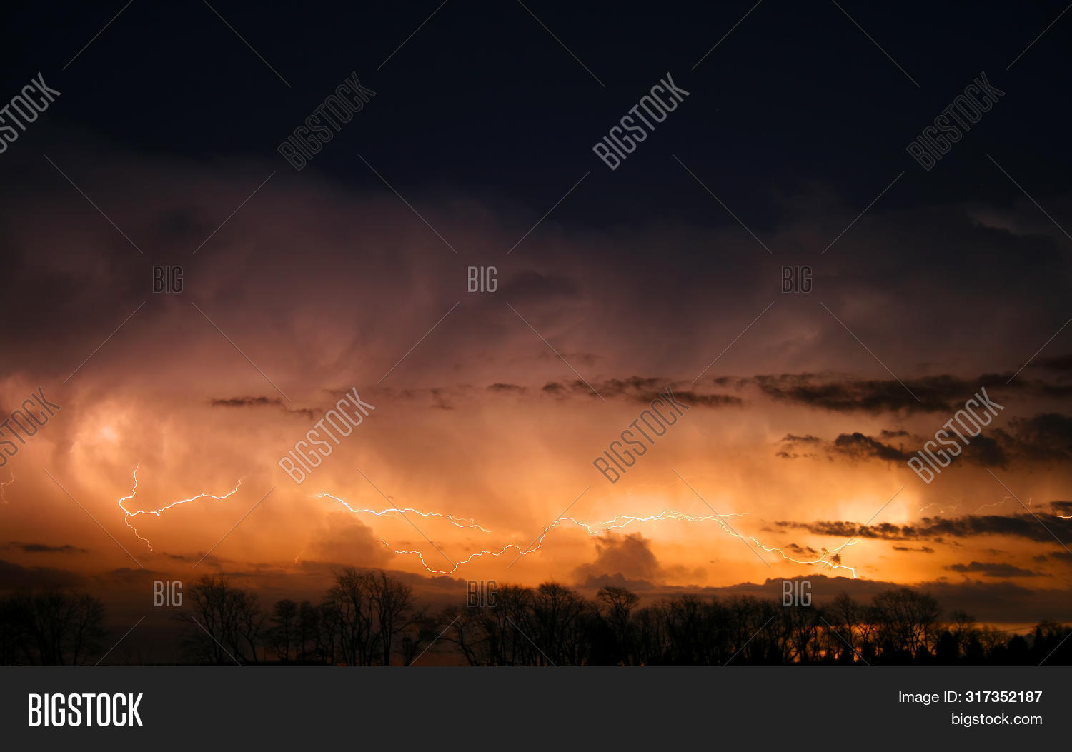 Lightning Bolts Streak Image & Photo (Free Trial) | Bigstock