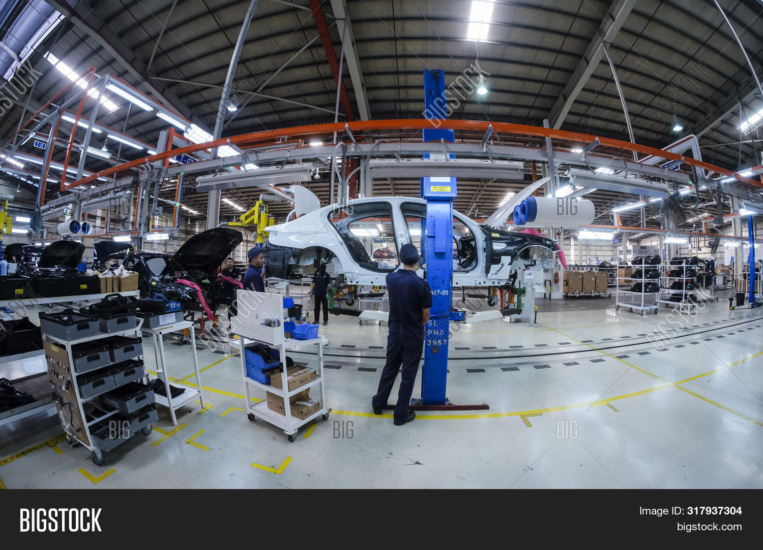 Workers Assembles Cars Image & Photo (Free Trial) | Bigstock